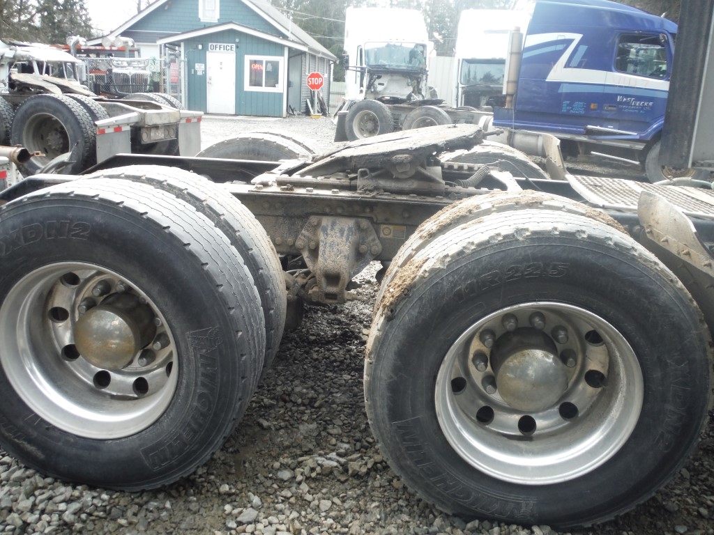 K156 - 2012 Kenworth T660 | Payless Truck Parts