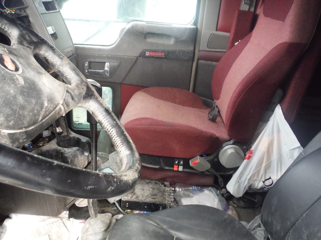 K156 - 2012 Kenworth T660 | Payless Truck Parts