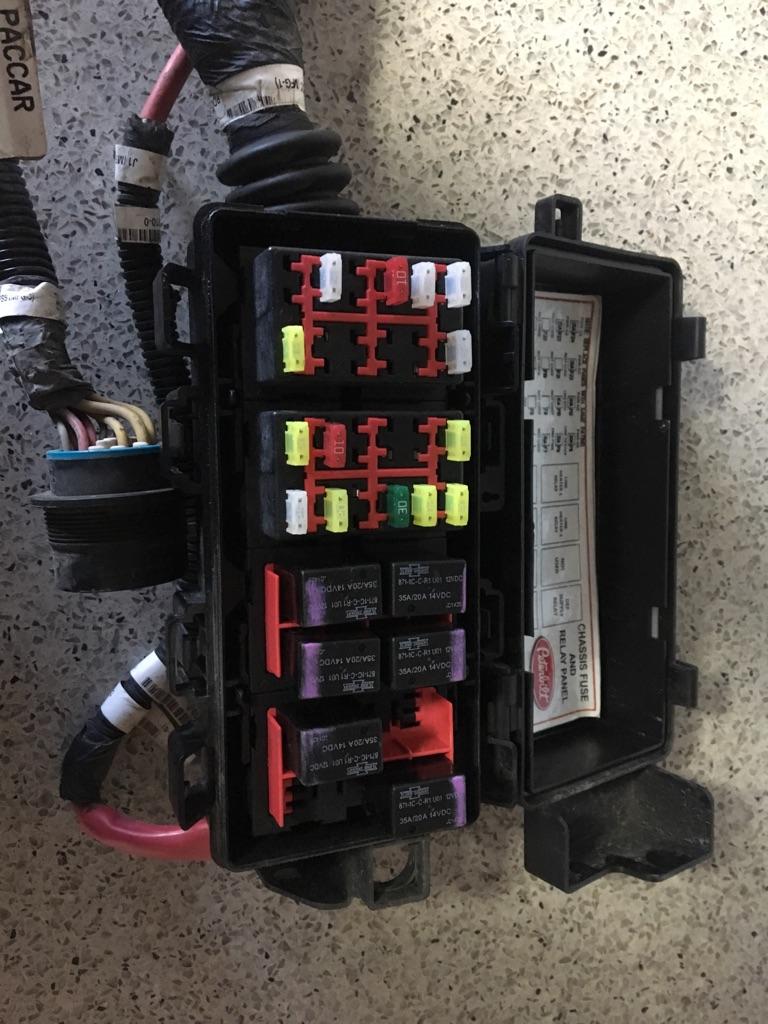 2015 Peterbilt 389 Electronic Chassis Control Modules | Payless Truck Parts