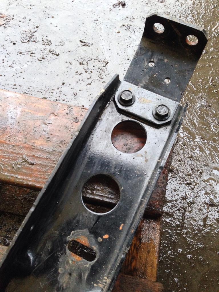 Peterbilt Brackets, Misc. | Payless Truck Parts