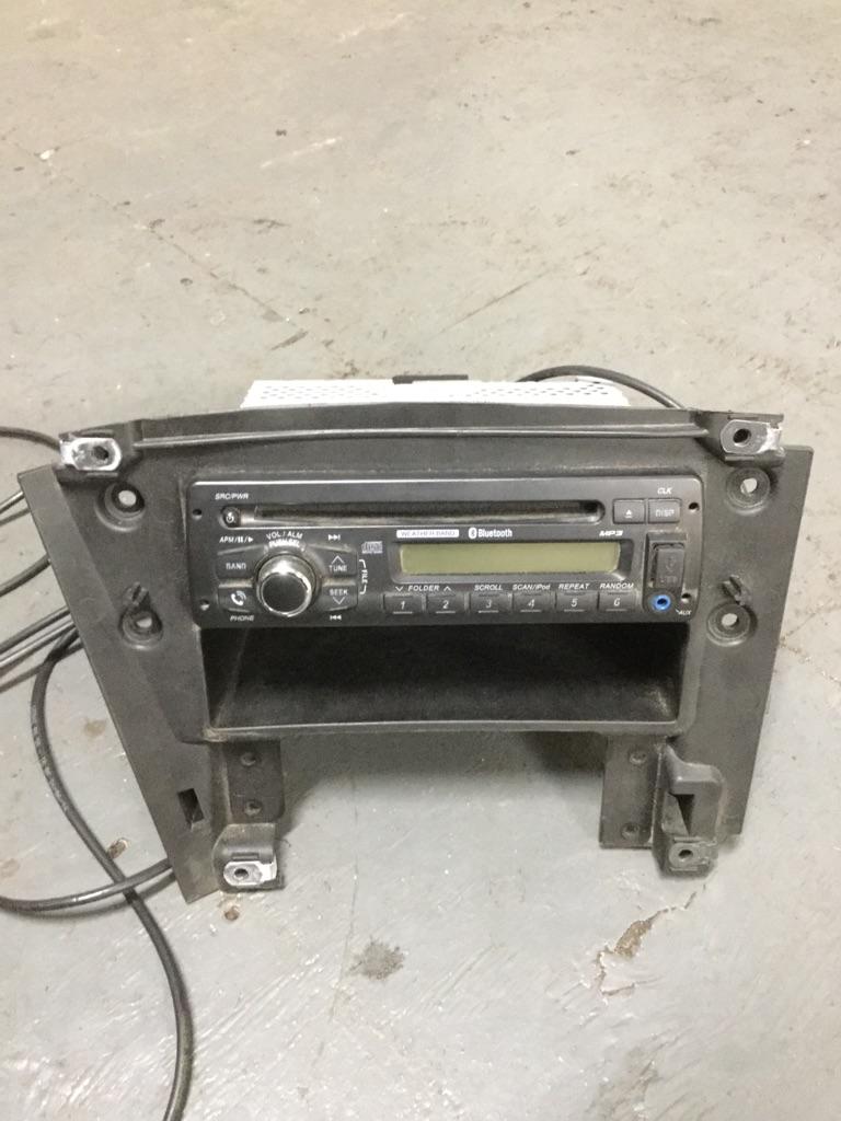Radio | Payless Truck Parts
