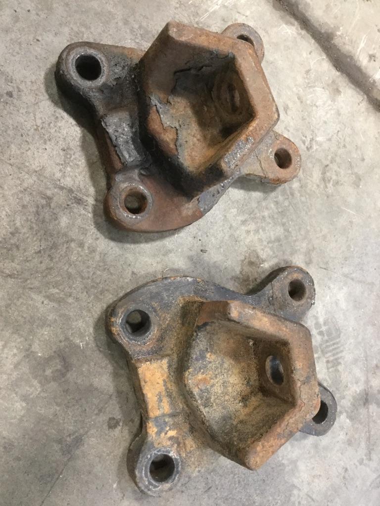 Freightliner Engine Mounts | Payless Truck Parts