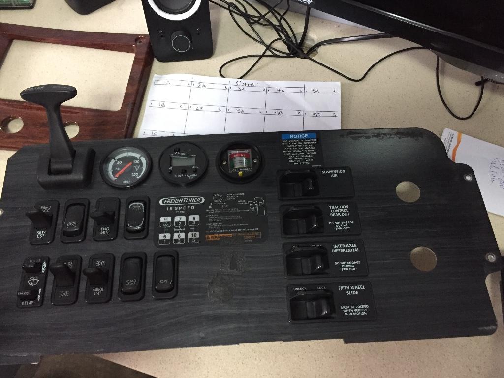 Freightliner Columbia Dash Assembly | Payless Truck Parts