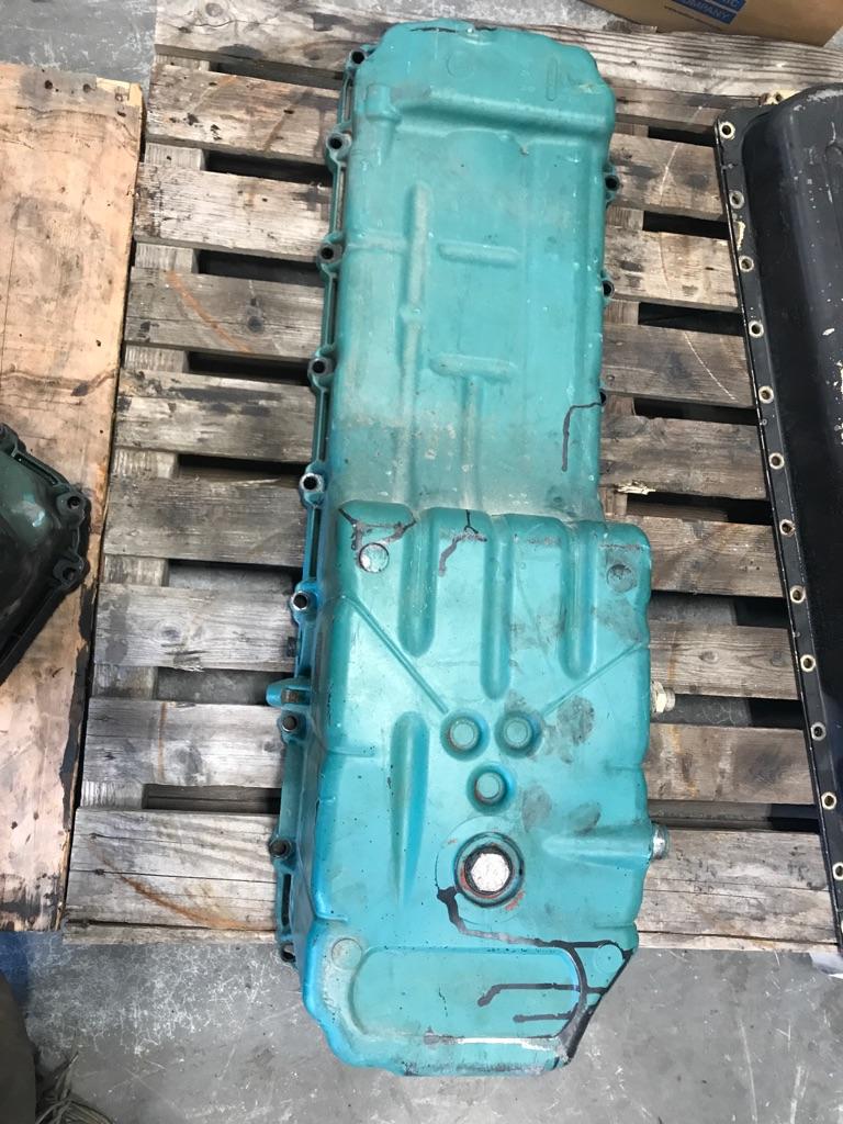 Volvo D13 SCR Oil Pan | Payless Truck Parts