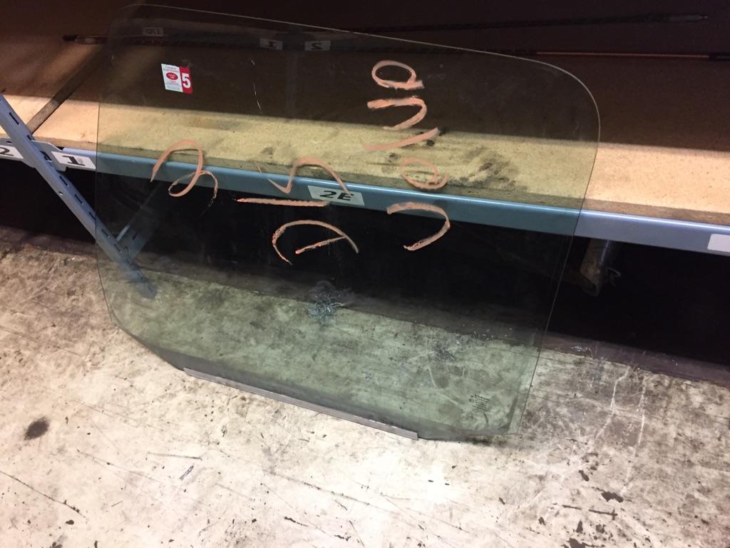 Volvo Door Glass, Front | Payless Truck Parts