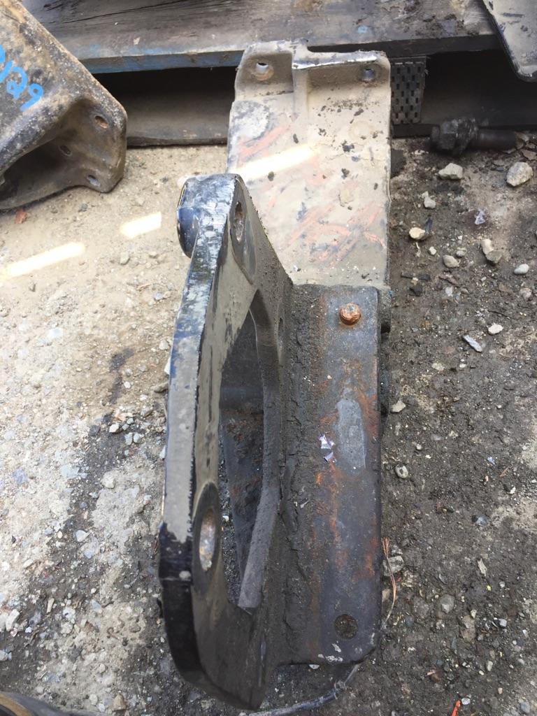 2005 Peterbilt 379 Spring Hanger | Payless Truck Parts
