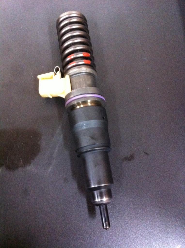 Volvo D13 SCR Fuel Injector | Payless Truck Parts