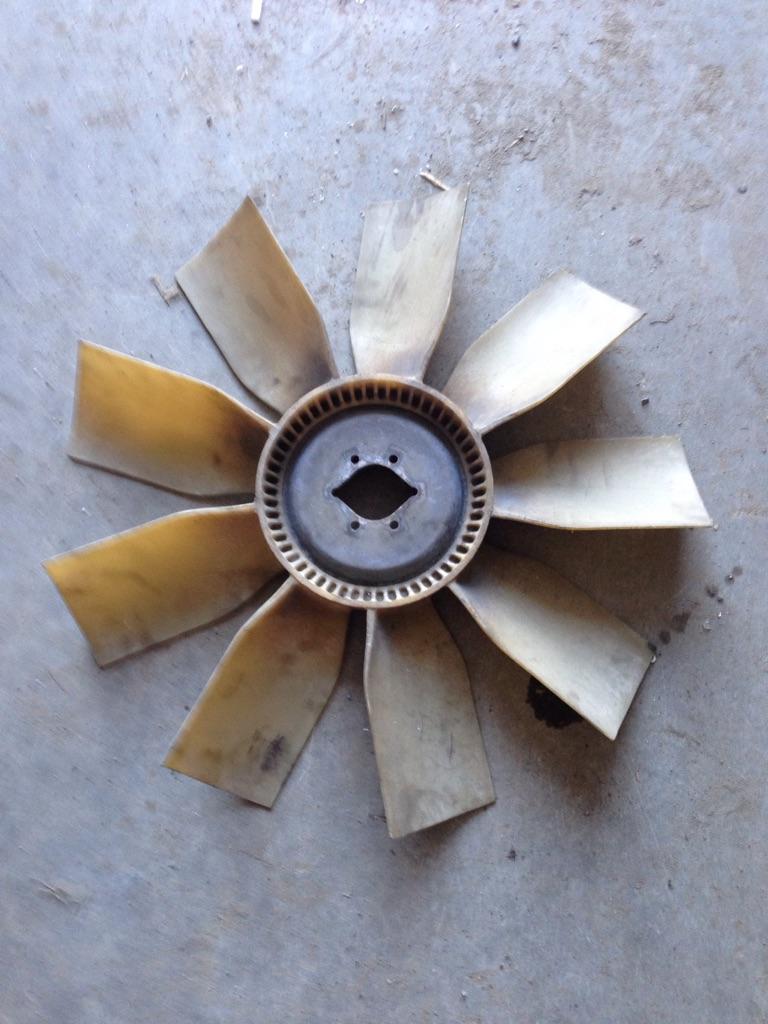 Peterbilt Fan Blade | Payless Truck Parts
