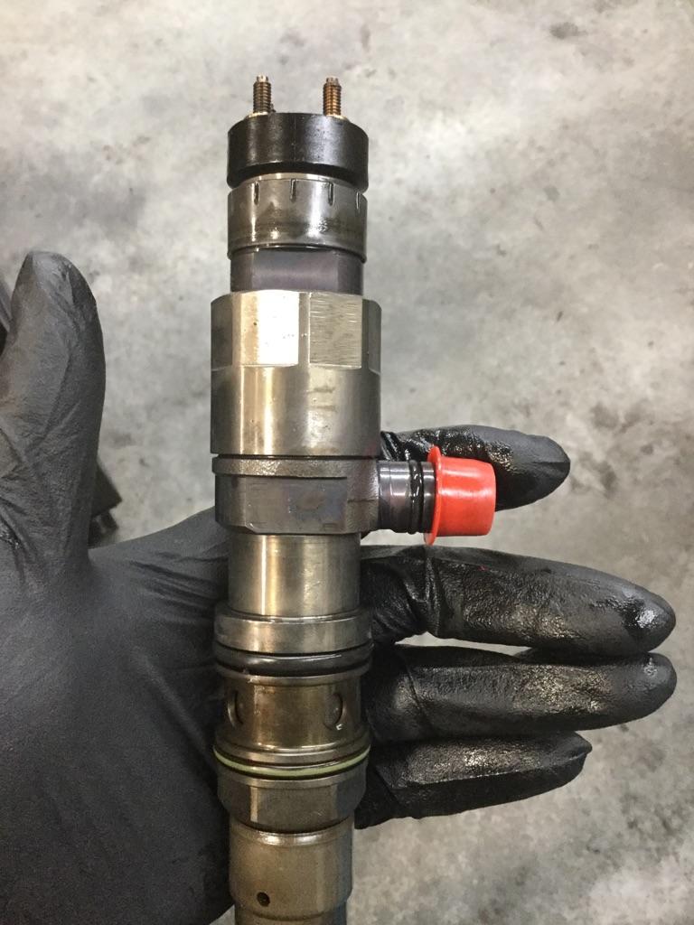 Detroit DD15 Fuel Injector | Payless Truck Parts