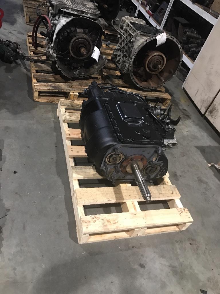 Fuller RTLO16713A Transmission Assembly | Payless Truck Parts