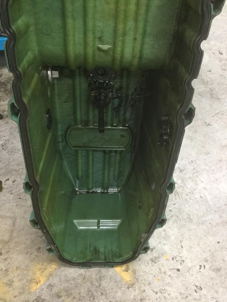 Volvo VED12 Oil Pan | Payless Truck Parts