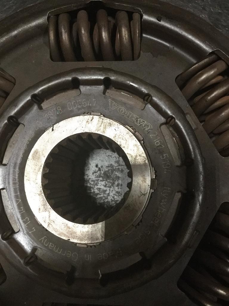 Clutch Disc | Payless Truck Parts