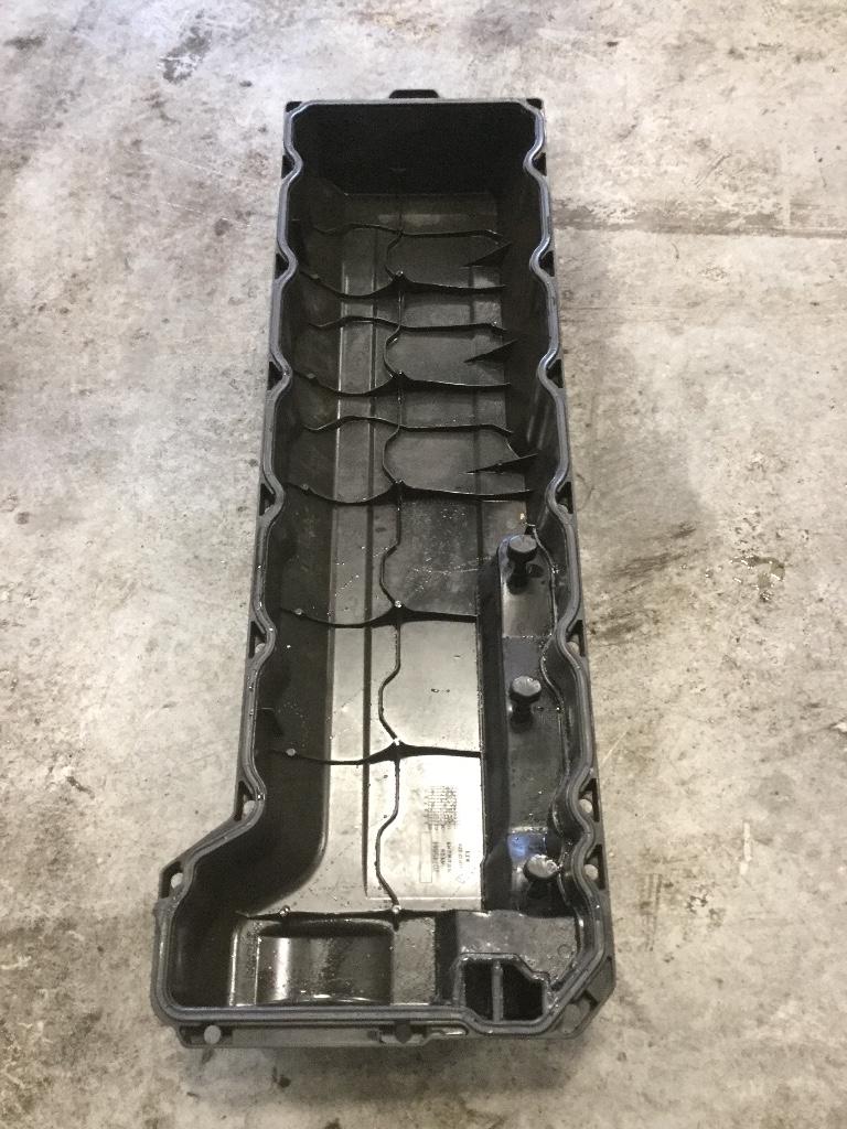 Volvo Valve Cover | Payless Truck Parts