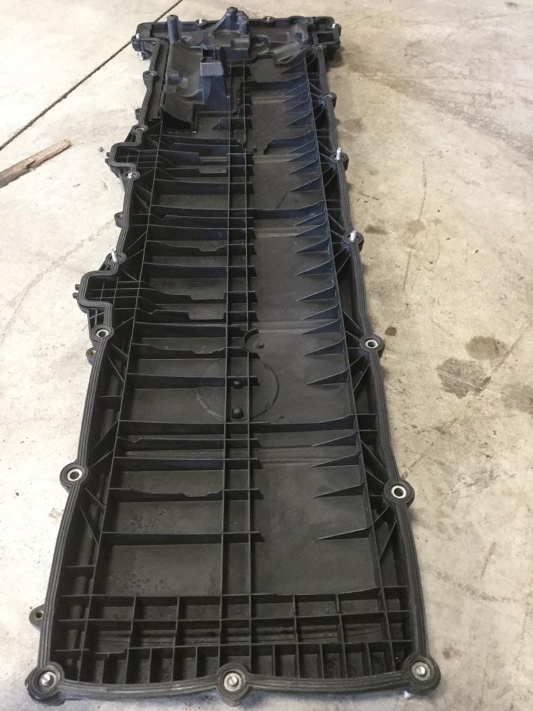 Detroit DD15 Valve Cover | Payless Truck Parts