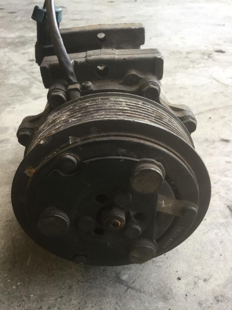 Air Conditioner Compressor | Payless Truck Parts