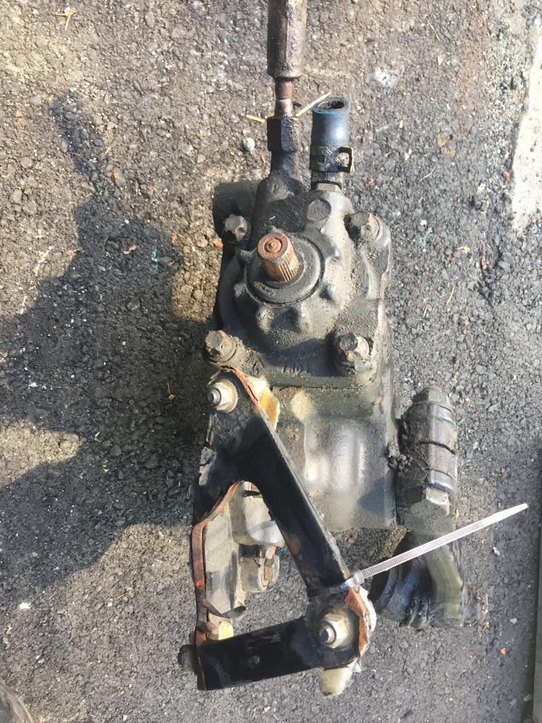 2014 Freightliner Cascadia Steering Gear / Rack | Payless Truck Parts