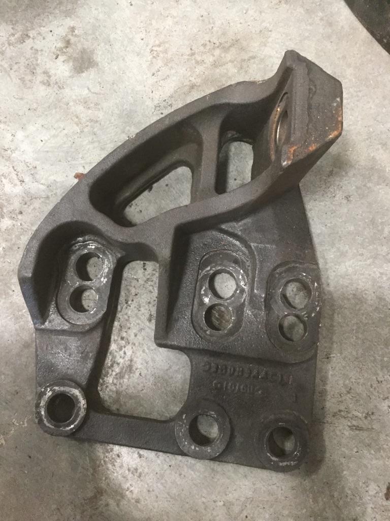 Cummins Engine Mounts | Payless Truck Parts