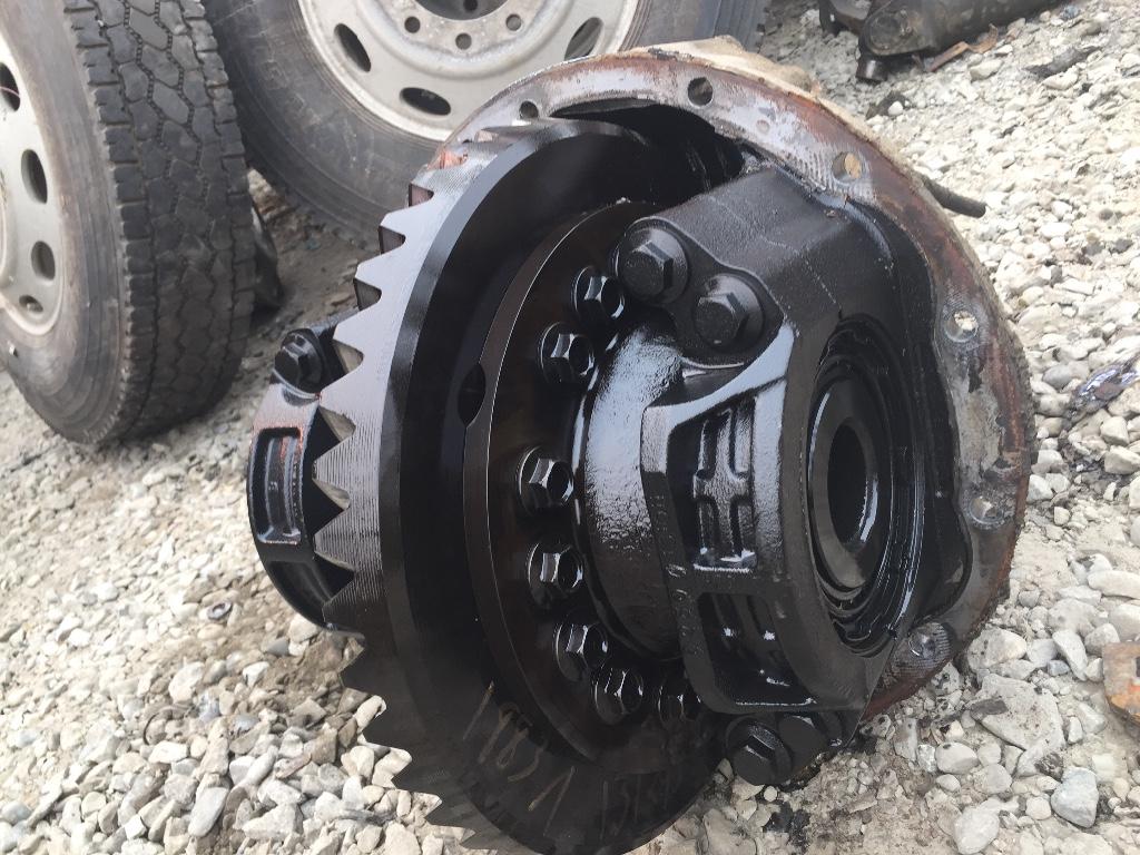 Peterbilt 389 Differential Assembly (Front, Rear) | Payless Truck Parts