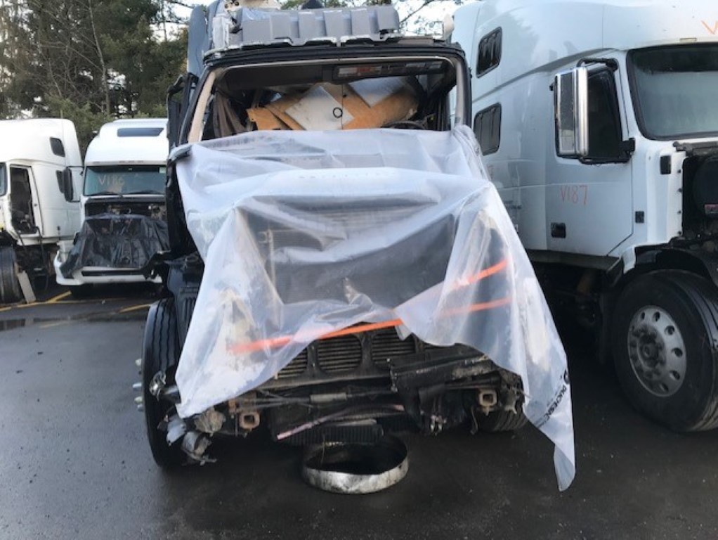 V190 - 2014 Volvo VNL64 | Payless Truck Parts