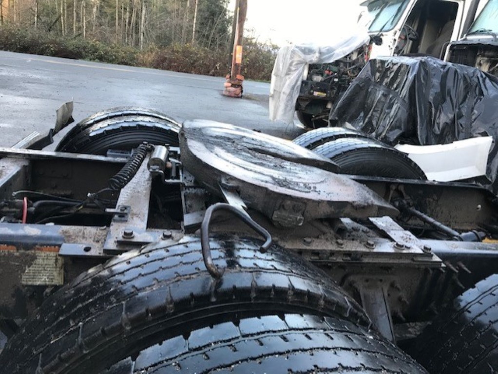 V190 - 2014 Volvo VNL64 | Payless Truck Parts