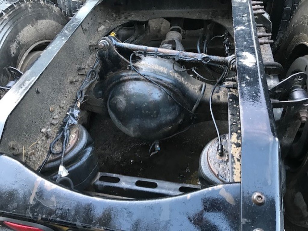 V190 - 2014 Volvo VNL64 | Payless Truck Parts