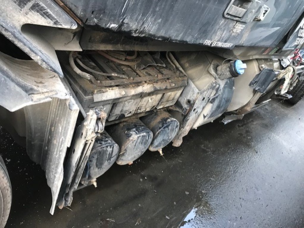 V190 - 2014 Volvo VNL64 | Payless Truck Parts