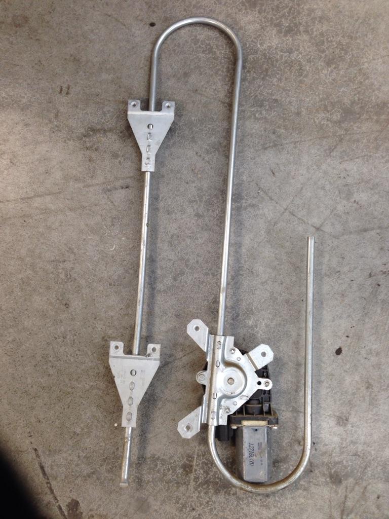 2014 Kenworth W900 Door Window Regulator, Front | Payless Truck Parts