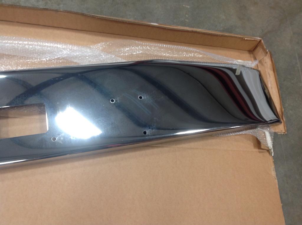 Peterbilt 379 Bumper Assembly, Front | Payless Truck Parts