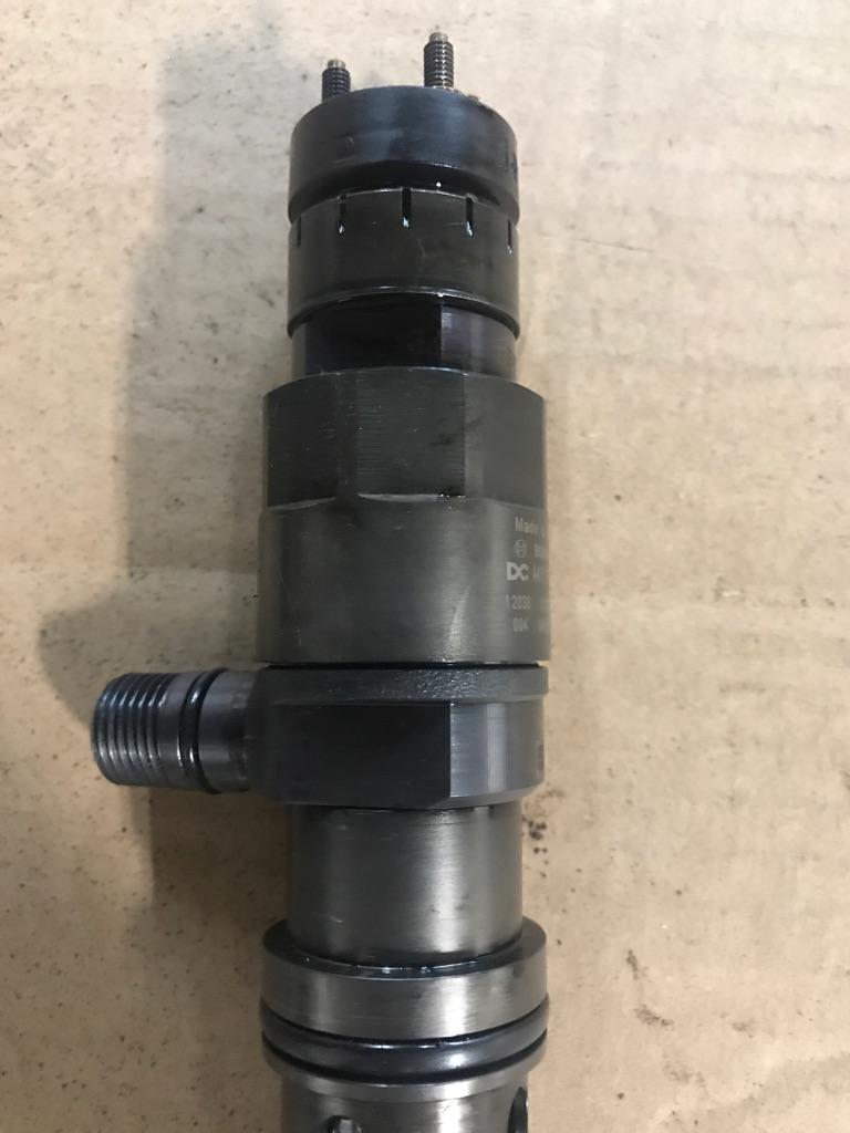 Detroit DD13 Fuel Injector | Payless Truck Parts