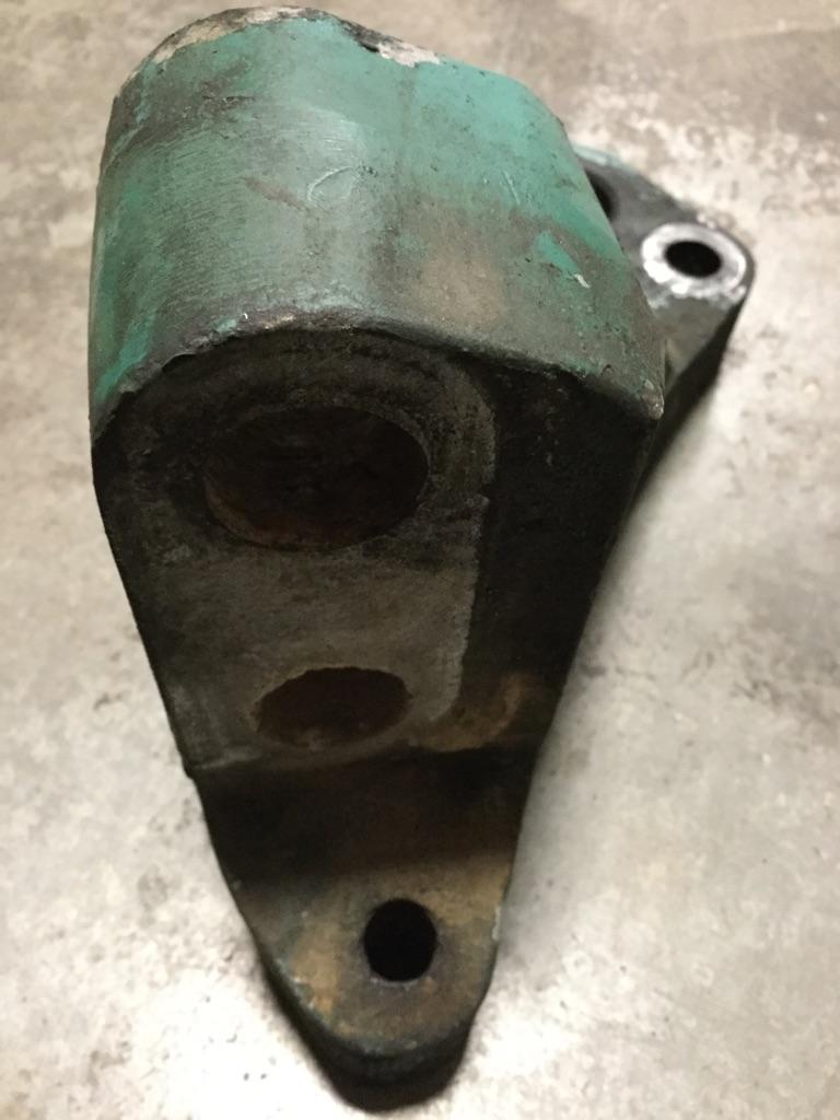 Volvo Engine Mounts | Payless Truck Parts
