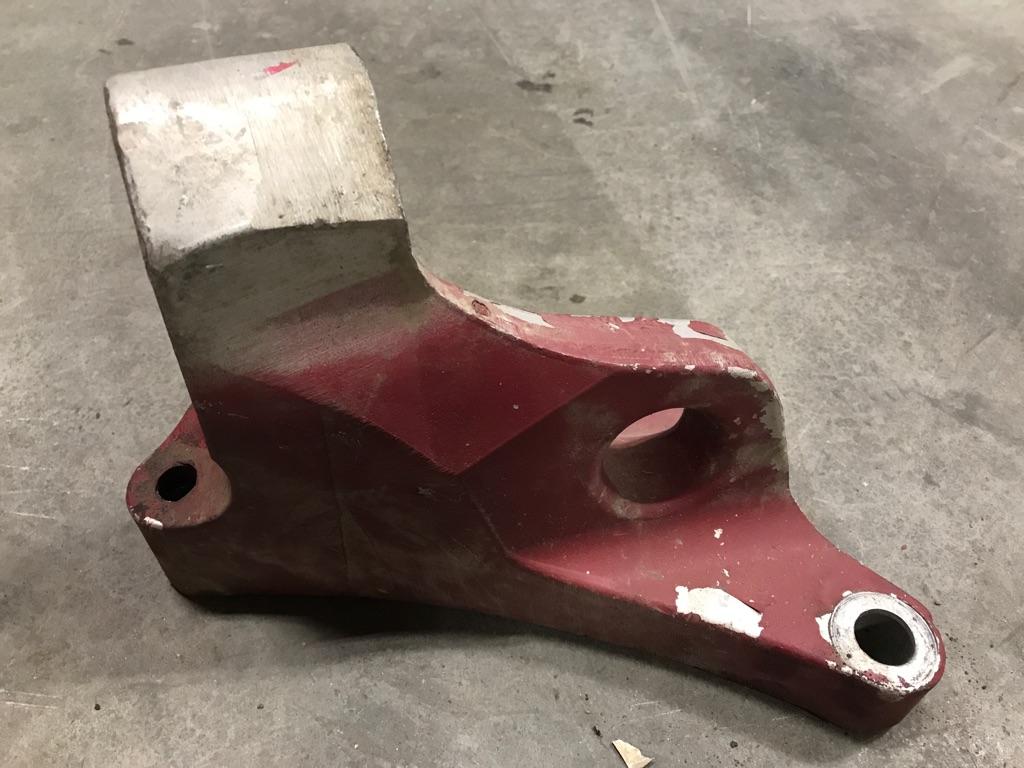 Volvo D13 Engine Mounts | Payless Truck Parts