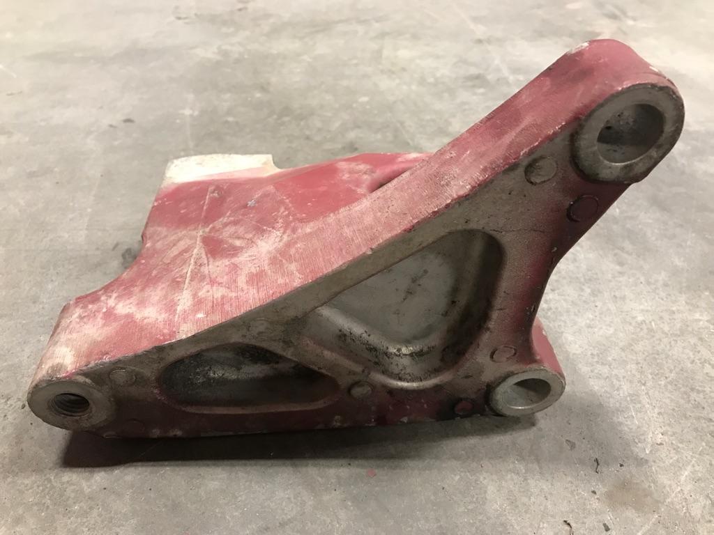 Volvo D13 Engine Mounts | Payless Truck Parts