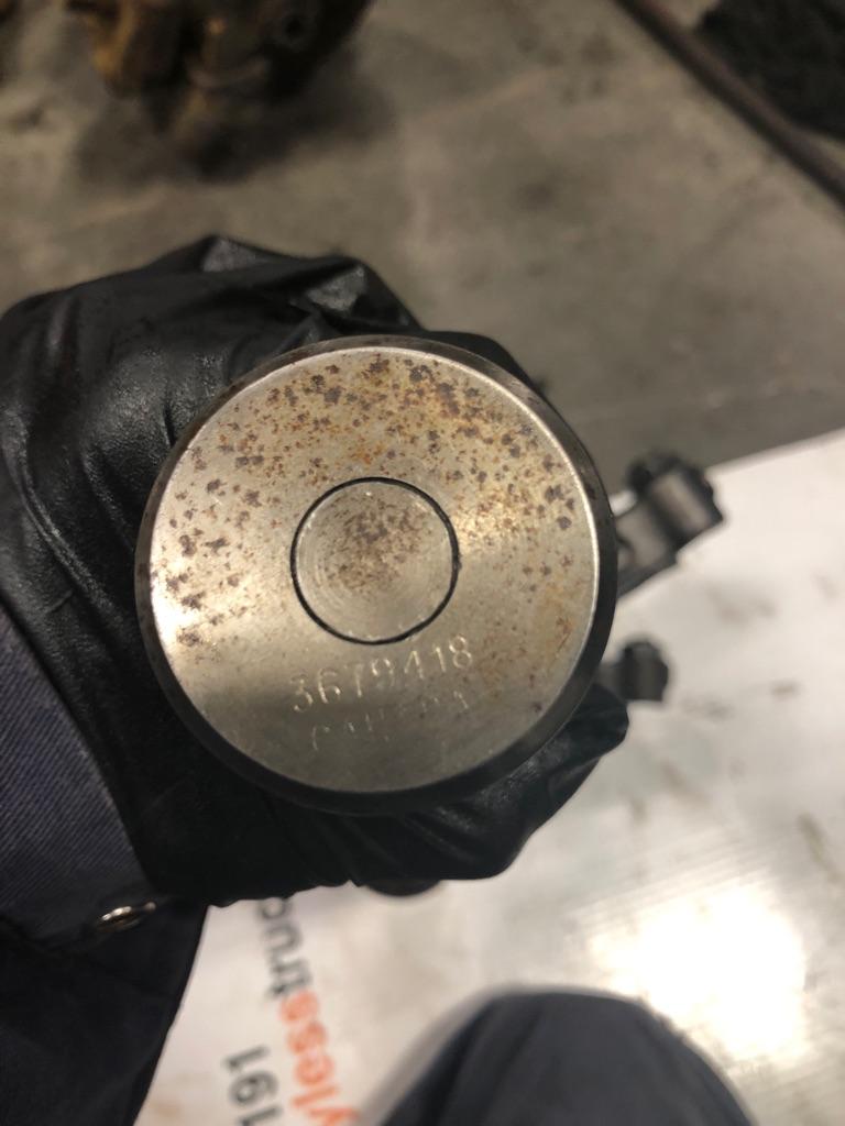 Cummins ISX Rocker Arm | Payless Truck Parts