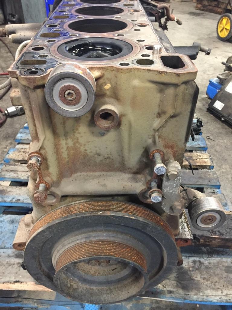 Detroit DD15 Cylinder Block | Payless Truck Parts
