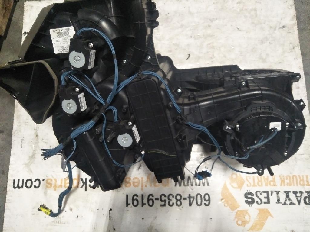 2017 Freightliner Cascadia Electrical Parts, Misc. | Payless Truck Parts