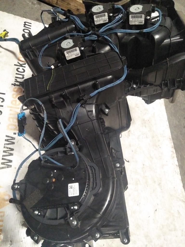 2017 Freightliner Cascadia Electrical Parts, Misc. | Payless Truck Parts