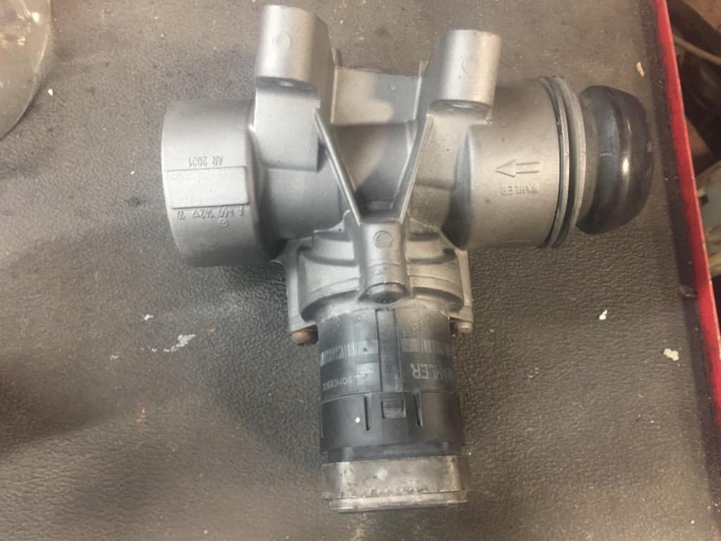 Mercedes EGR Valve | Payless Truck Parts