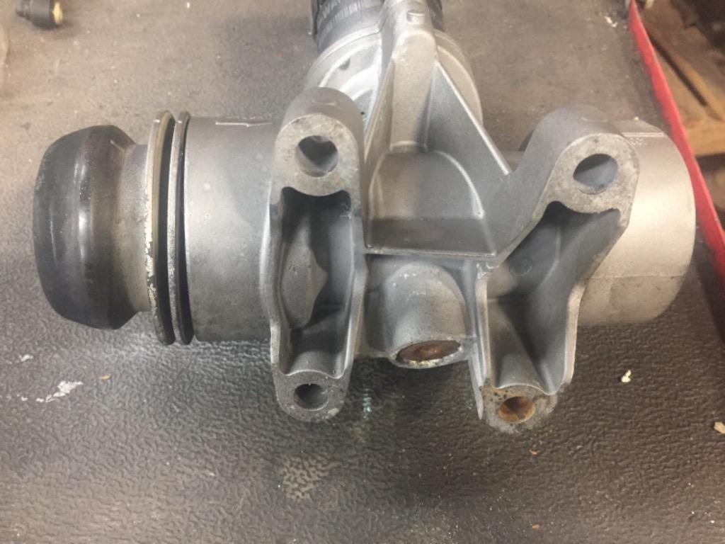 Mercedes EGR Valve | Payless Truck Parts