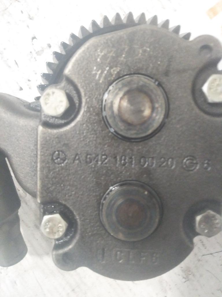 Oil Pump | Payless Truck Parts