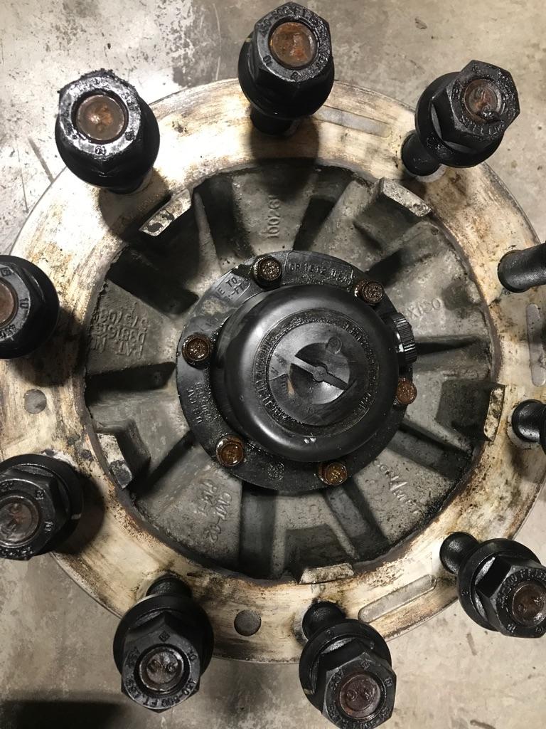 2017 Freightliner Cascadia Hub | Payless Truck Parts