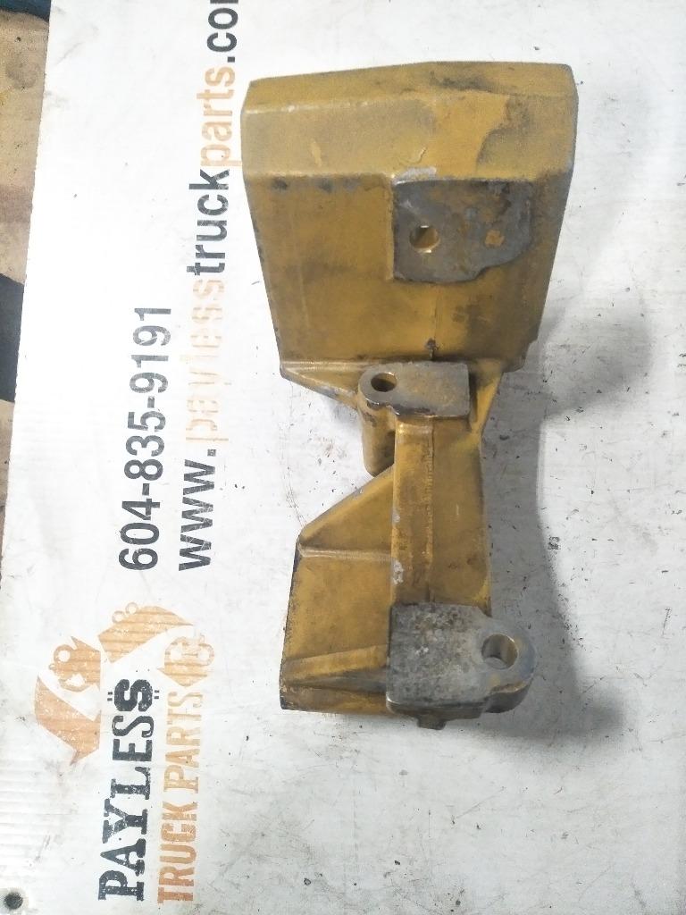 Cat Brackets, Misc. | Payless Truck Parts