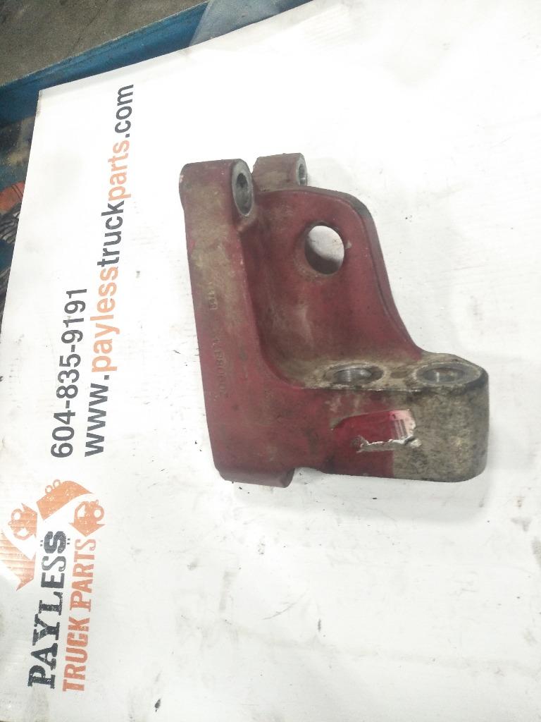 Engine Mounts | Payless Truck Parts