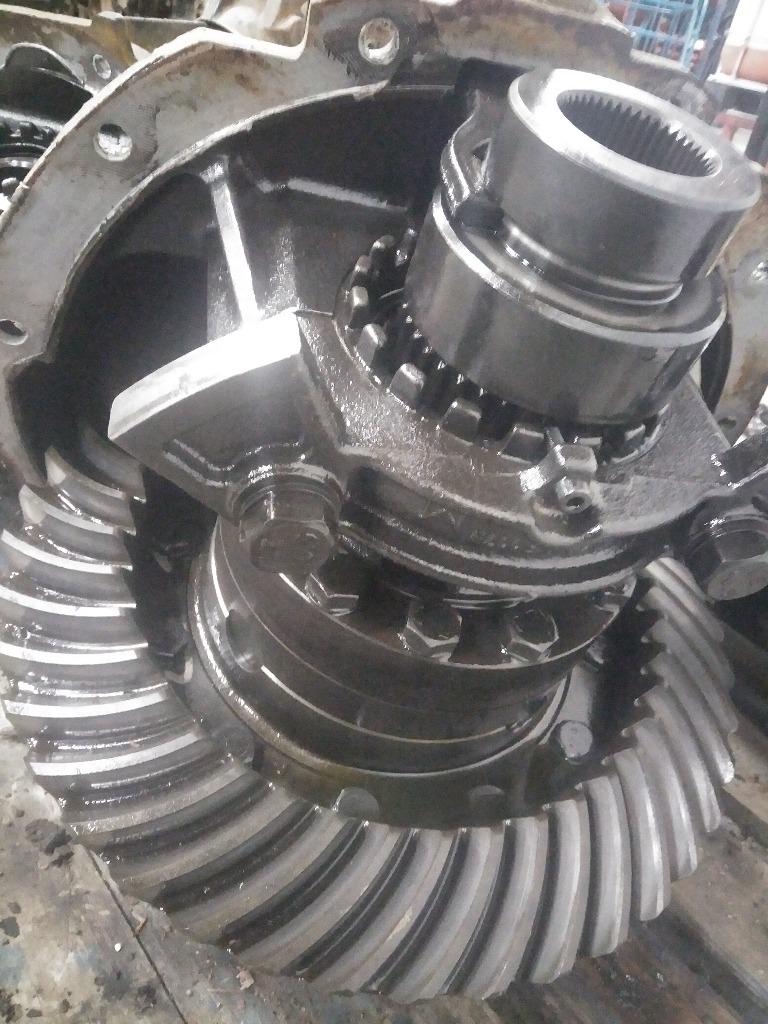 Differential Assembly (Front, Rear) | Payless Truck Parts
