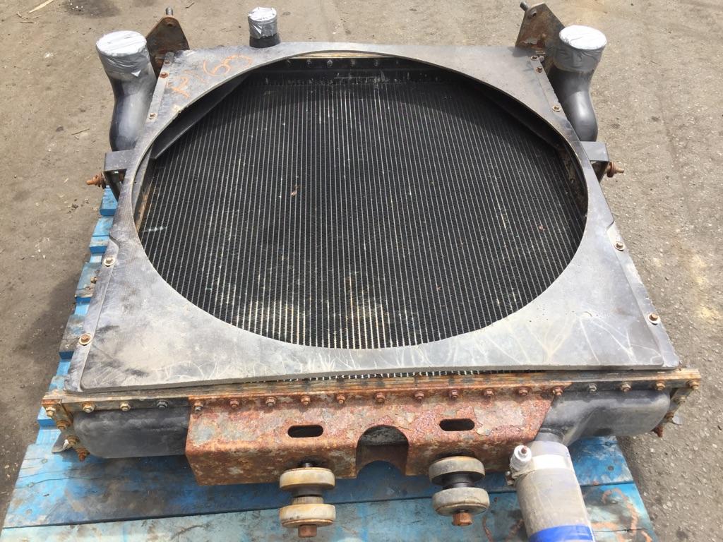 2005 Peterbilt 379 Radiator | Payless Truck Parts