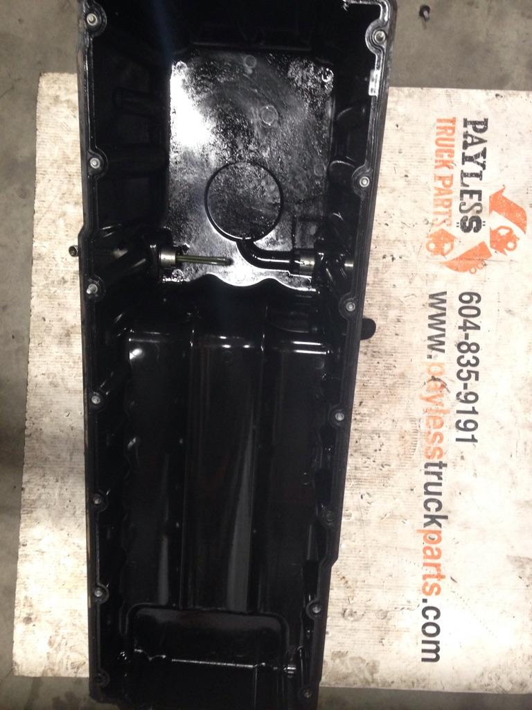 Detroit DD15 Oil Pan | Payless Truck Parts