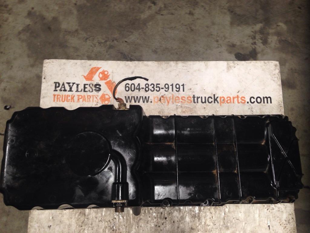 Detroit DD15 Oil Pan | Payless Truck Parts
