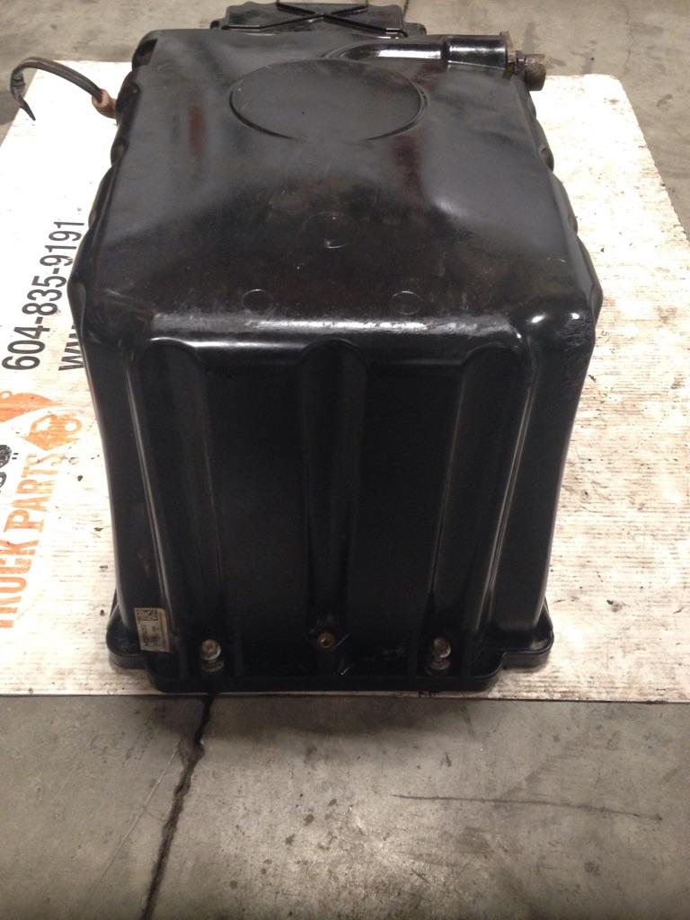 Detroit DD15 Oil Pan | Payless Truck Parts