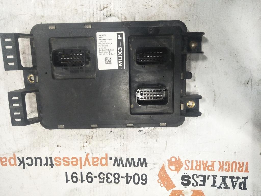 2015 Kenworth T680 ECM ( Chassie ) | Payless Truck Parts