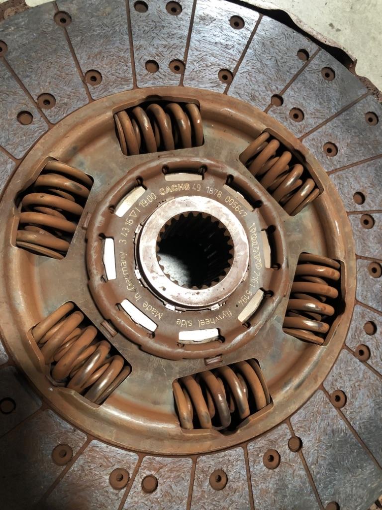 Clutch Disc | Payless Truck Parts