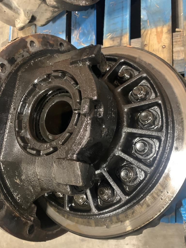 Eaton RS404 Differential Assembly (Rear, Rear) | Payless Truck Parts